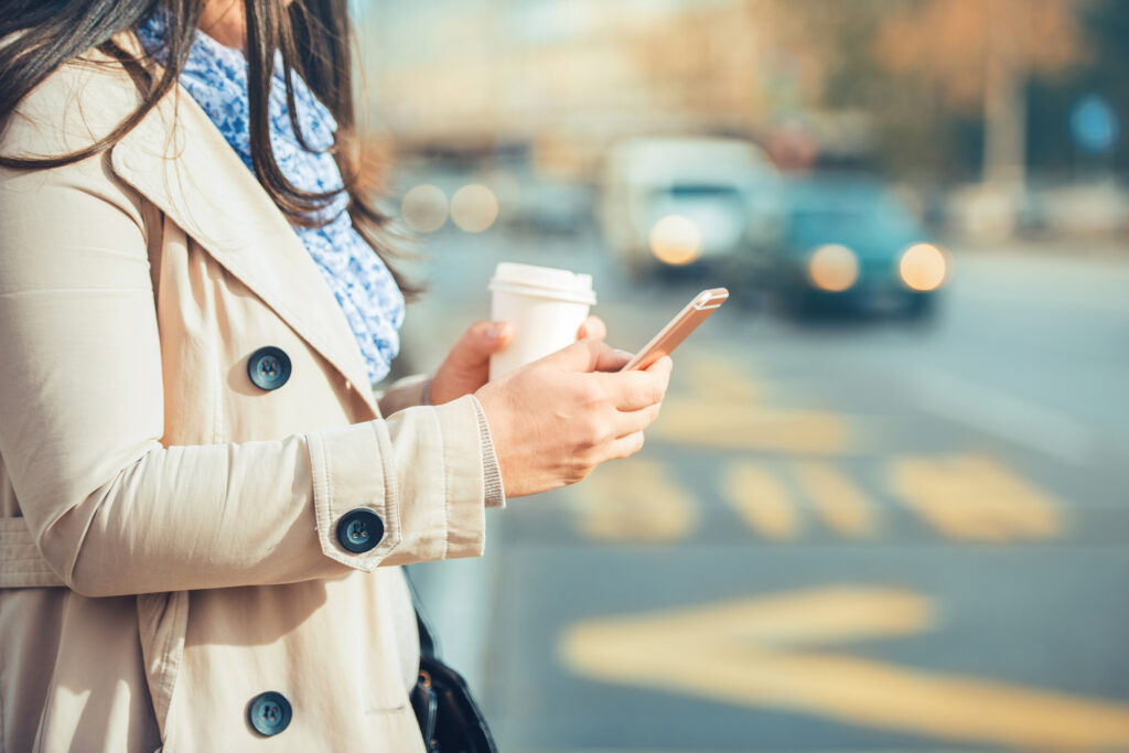 Safety Tips on How to Avoid Being a Distracted Pedestrian - Health ...