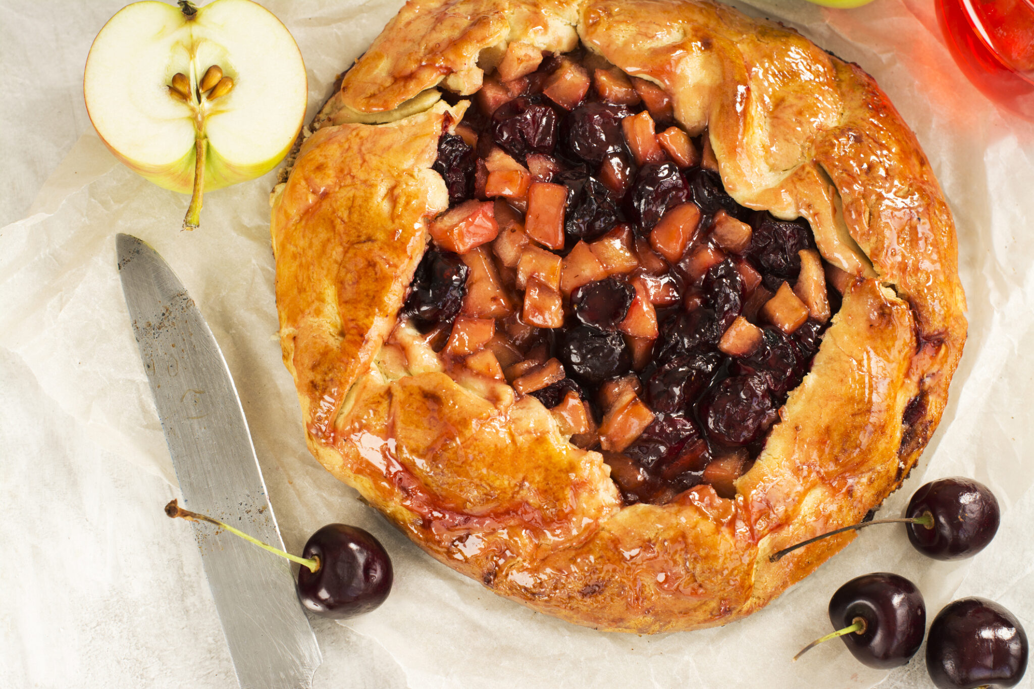 Healthy Holiday Recipe: Rustic Apple Pie with Dried Cherries - Health ...